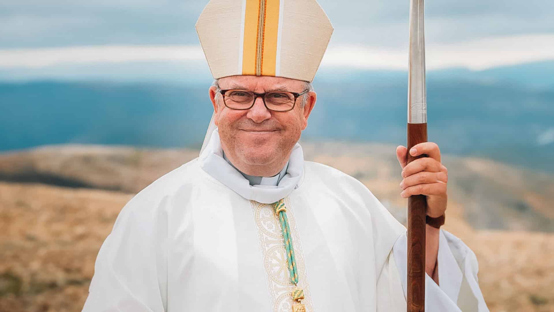 Visite pastorale : Interview de Mgr Bertrand - Communauté Saint Martin